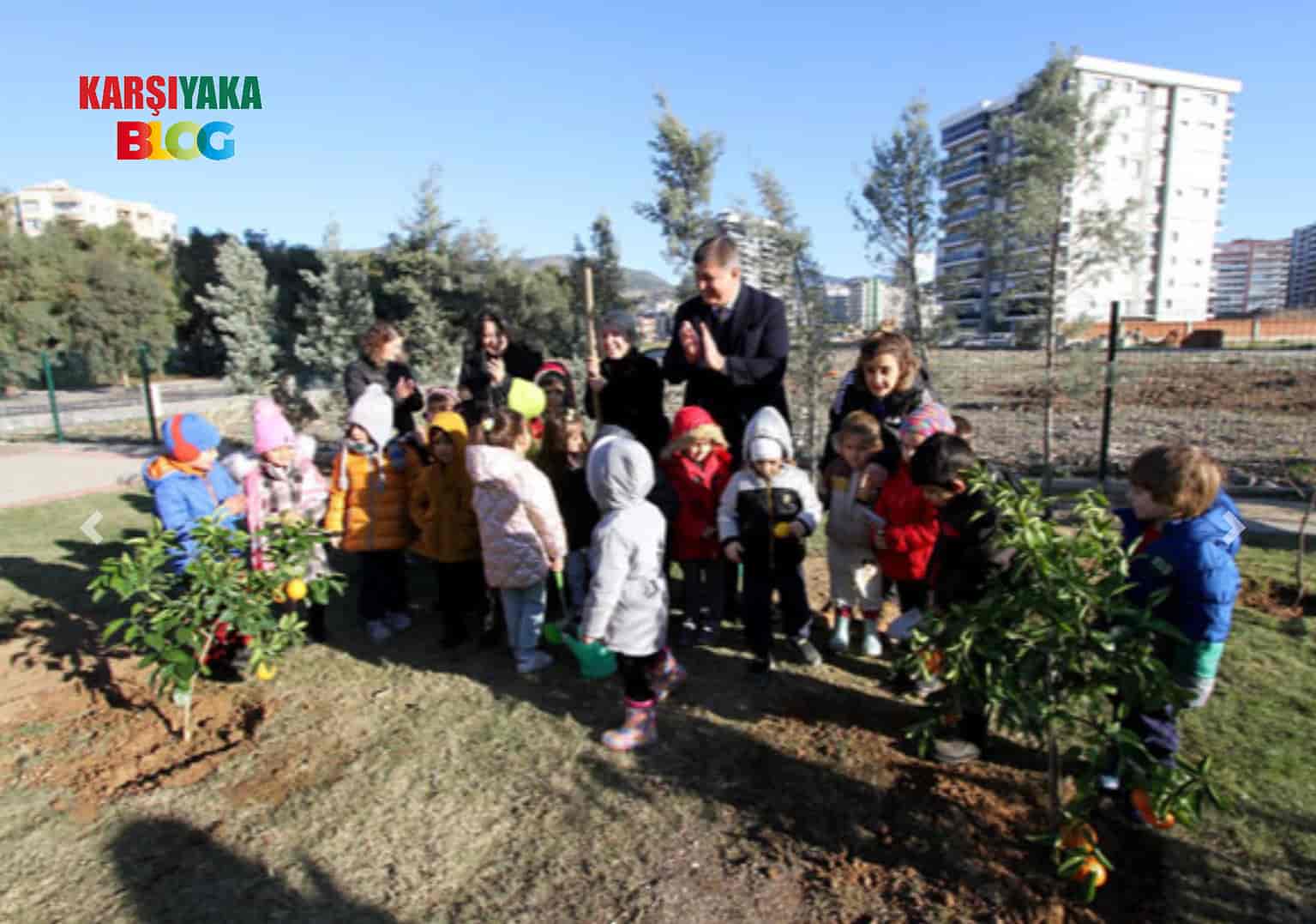 Başkan Cemil Tugay, Okul Öğrencileriyle Yeşil Sevgisini Aşılamak İçin ...